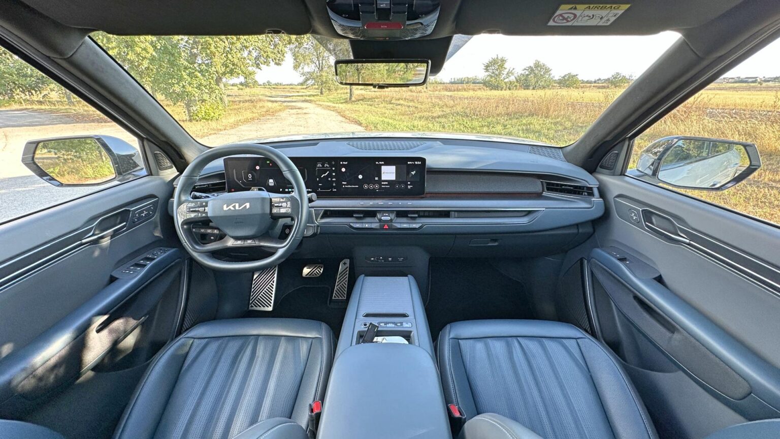KIA EV9 GT-LINE 1st Edition AWD 6S- Elektrický relaxačný koráb – Autozine